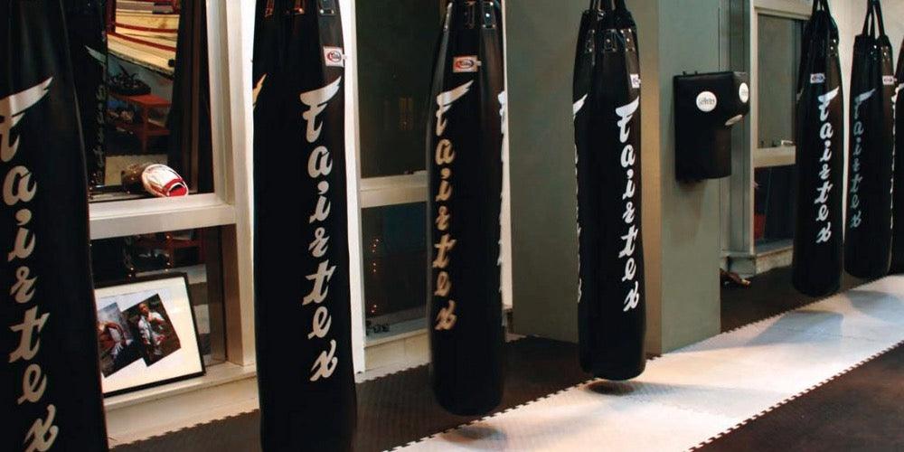 Doldurulmamış bir Fairtex muz çantası nasıl kurulur: Adım adım ...