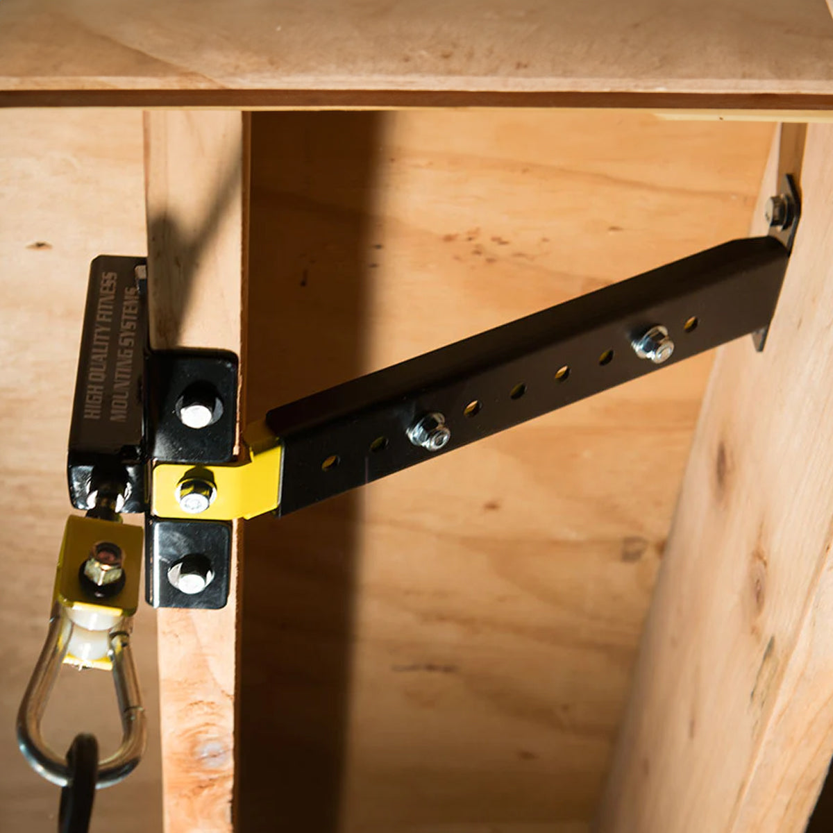 Black/Yellow Pro Mountings RM-1000 Rafter Mount from Made4Fighters