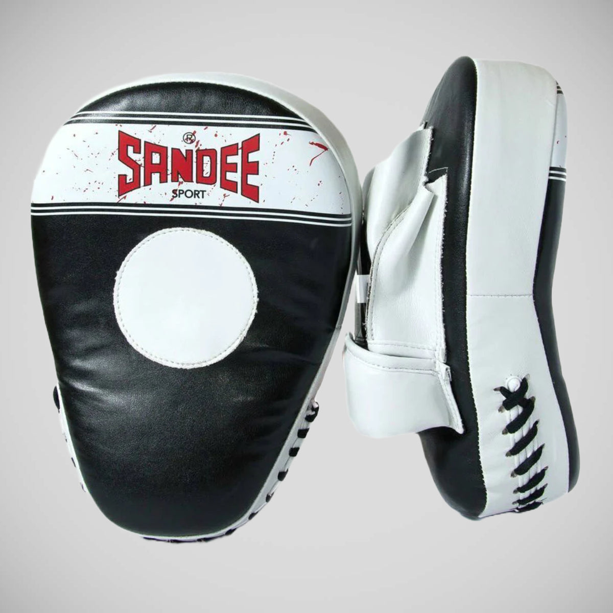 Sandee Sport弯曲焦点手套黑色/白色来自Made4 Fighters – Made4Fighters