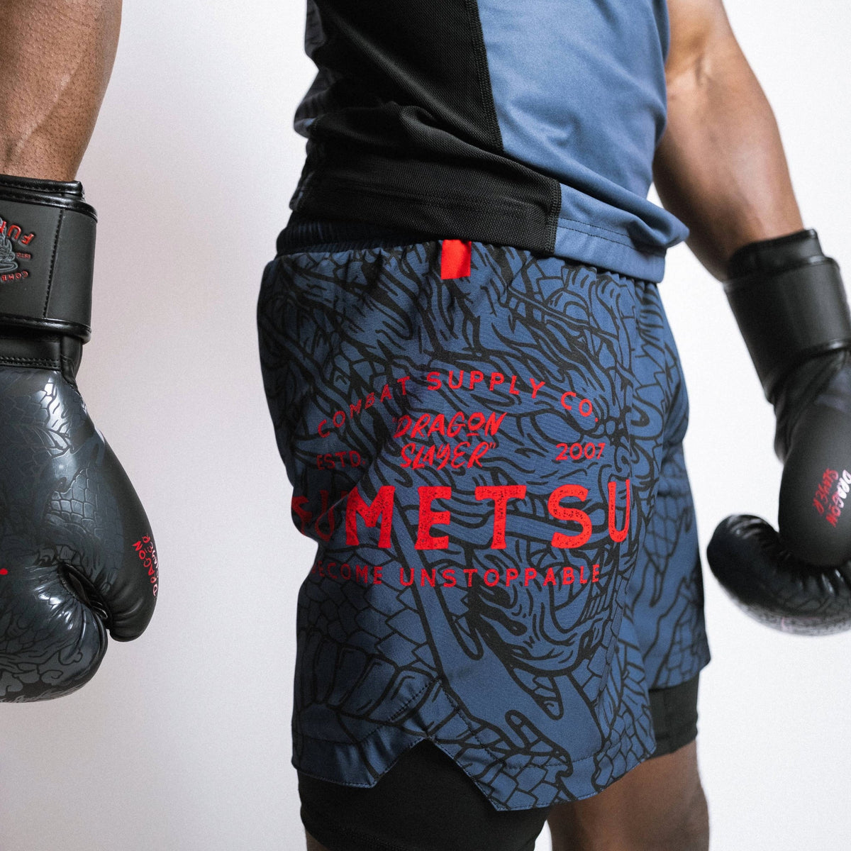 Fumetsu Dragon Slayer Double couche Shorts bleu / noir / rouge de ...