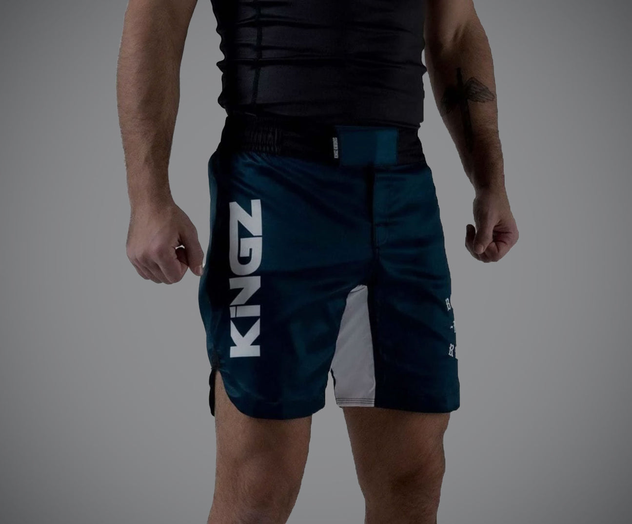 MMA Equipment & Training Wear - Rash Guards, Fight Shorts, Gloves ...